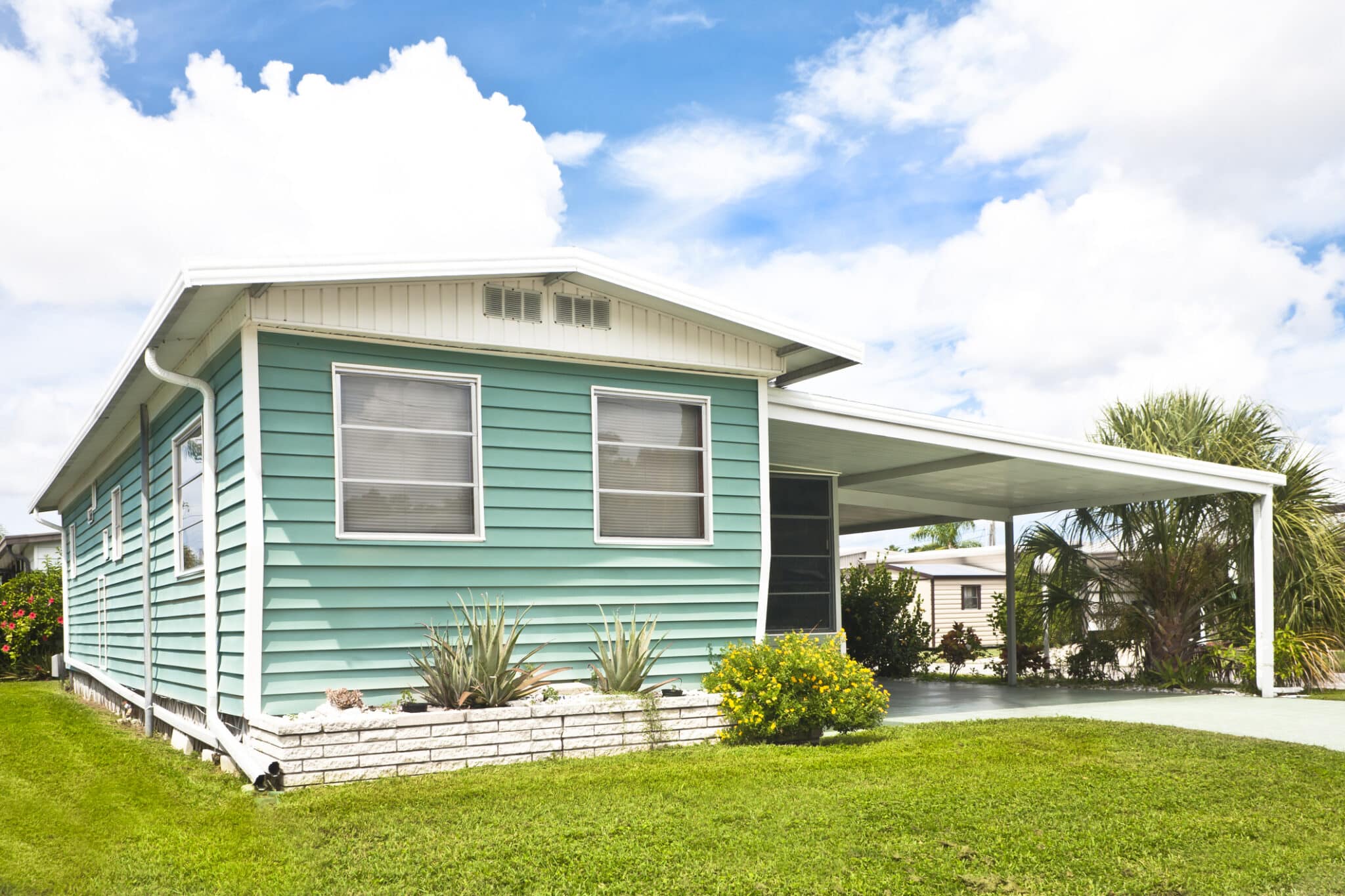 Enhancing Mobile Homes with Aluminum Awnings and Window Awnings ...